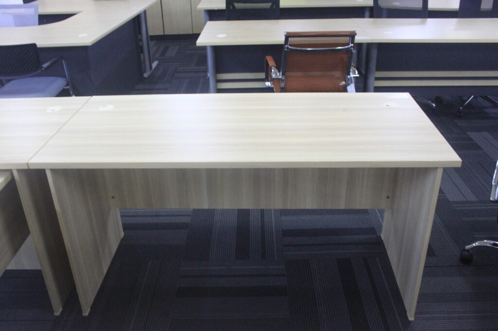1800mm*700mm Standard Table - Chai & Chai Trading Sdn Bhd