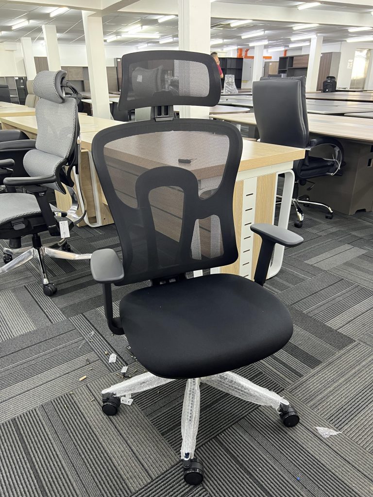 Executive High Back Mesh Chair - Chai & Chai Trading Sdn Bhd