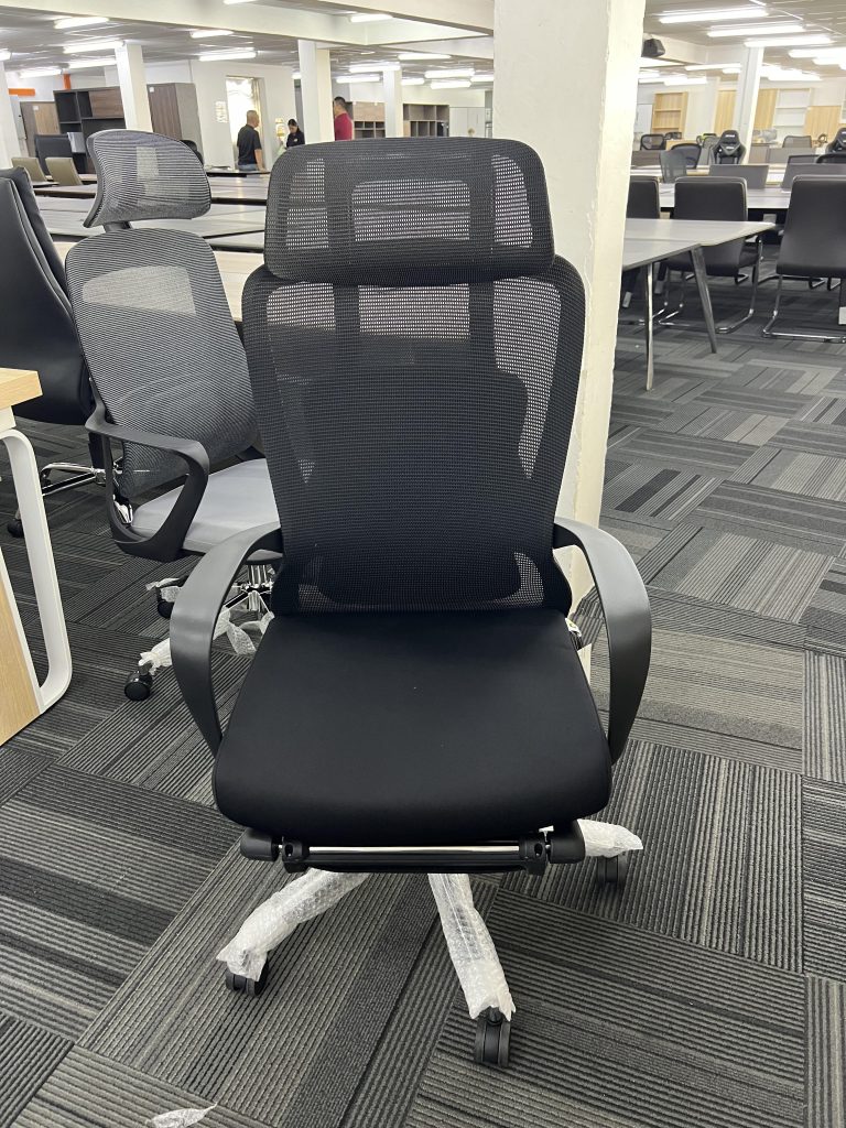 Executive High Back Mesh Chair With FootRest - Chai & Chai Trading Sdn Bhd