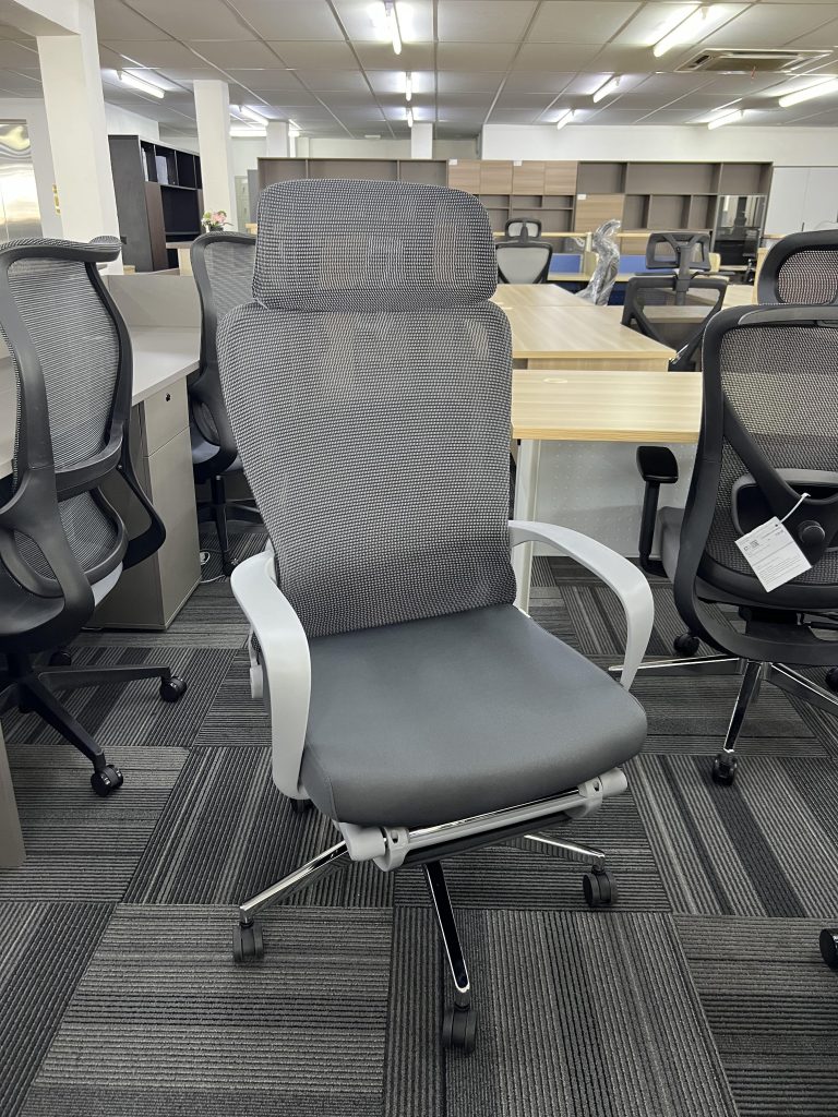 Executive High Back Mesh Chair With FootRest - Chai & Chai Trading Sdn Bhd