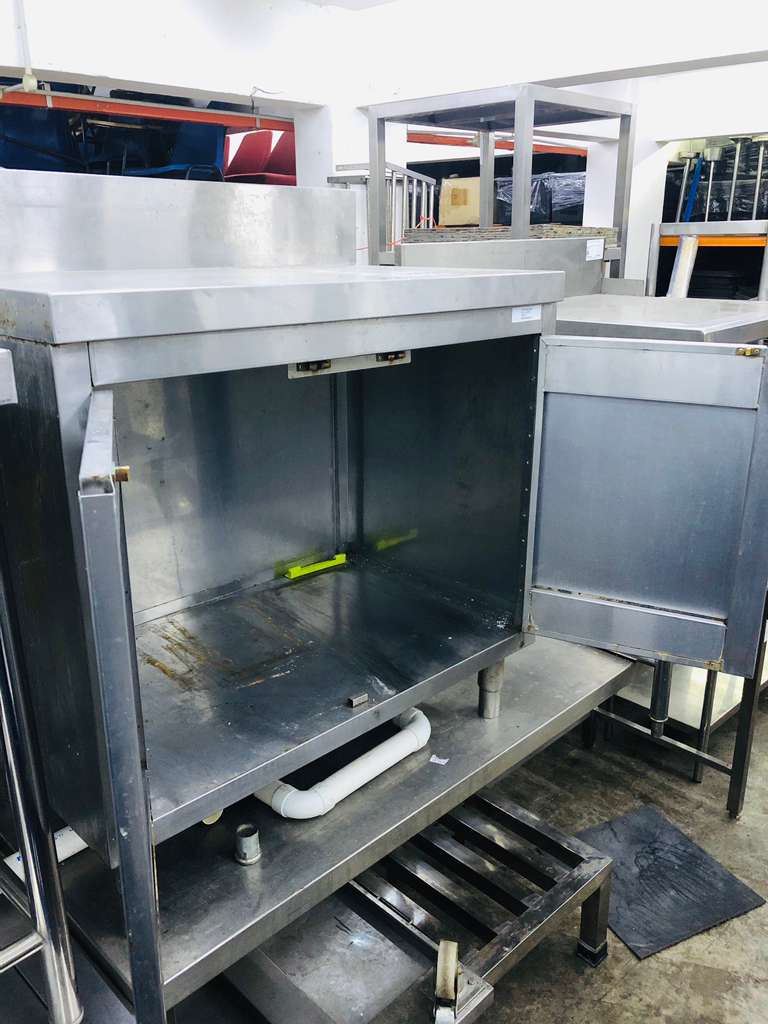 Stainless Steel Cabinet - Chai & Chai Trading Sdn Bhd